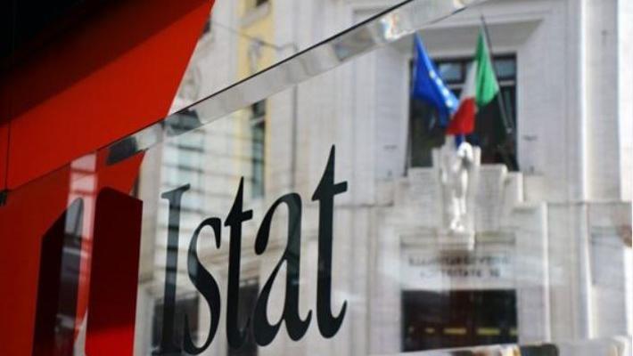 Istat, +3,2% il reddito delle famiglie ad inizio 2023 - La Stampa