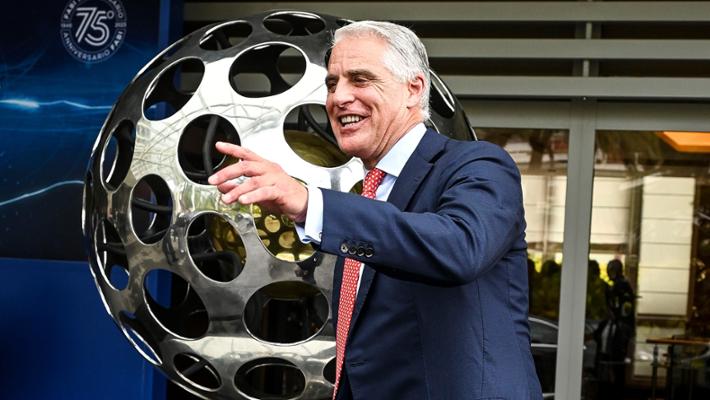Andrea Orcel: “L’inflazione ora scenderà ma tassi alti ancora a lungo ...