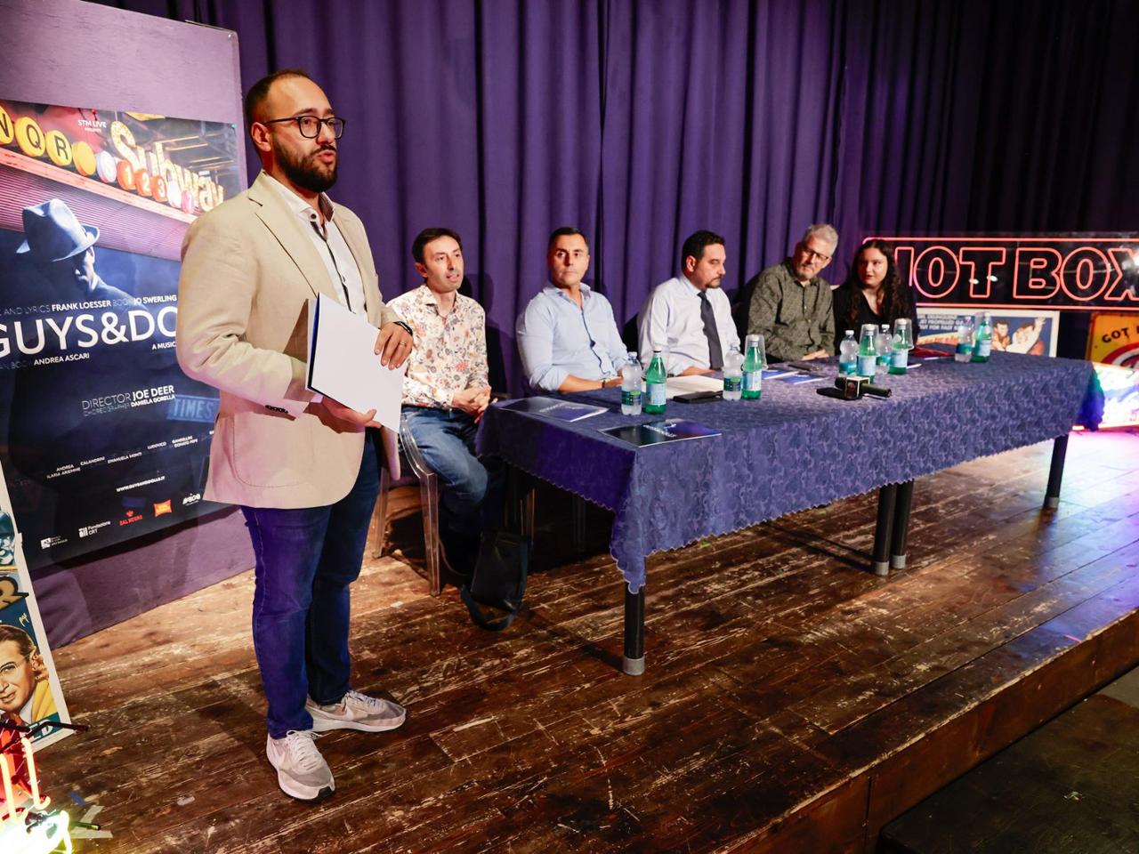 La scuola teatrale Stm festeggia 10 anni con il regista Joe Deer ...