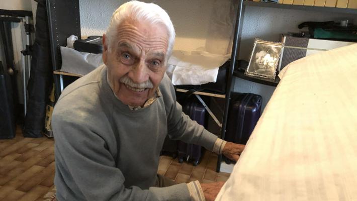 Stresa, addio a Giorgio Finetti: il ciclista dei vip di Parigi e cugino ...