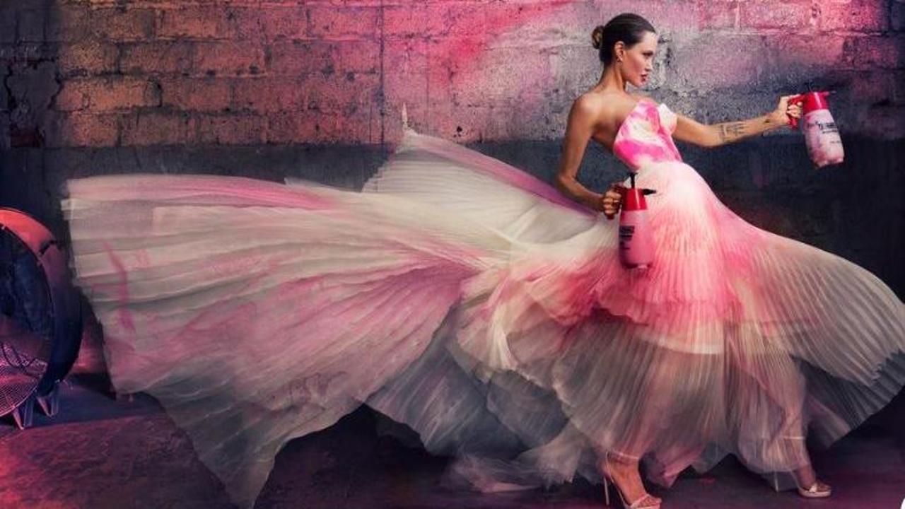Angelina Jolie apre un atelier di moda sostenibile nello studio dove ...