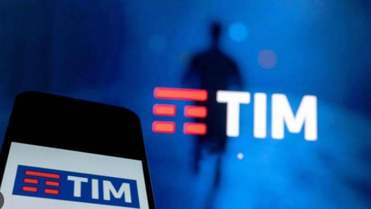 Kkr, l'offerta per Tim da 20 miliardi: Vivendi prepara la battaglia ...