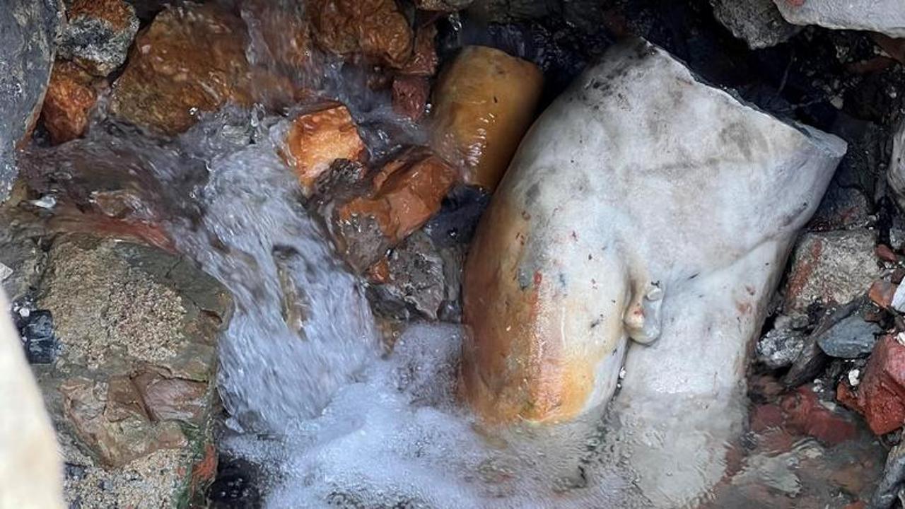 Straordinaria scoperta a San Casciano, dall’acqua emerge un Apollo in ...