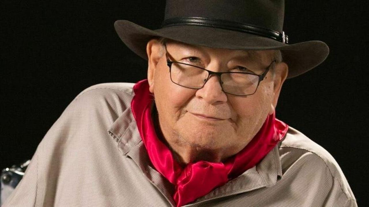 È morto Momaday, il primo autore nativo americano vincitore del premio ...