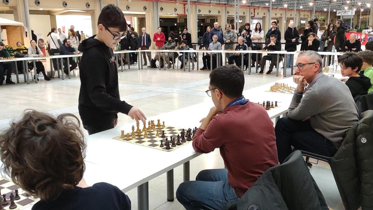 Scacco alla noia tra le vetrine del Lingotto: un mese di gioco al ...