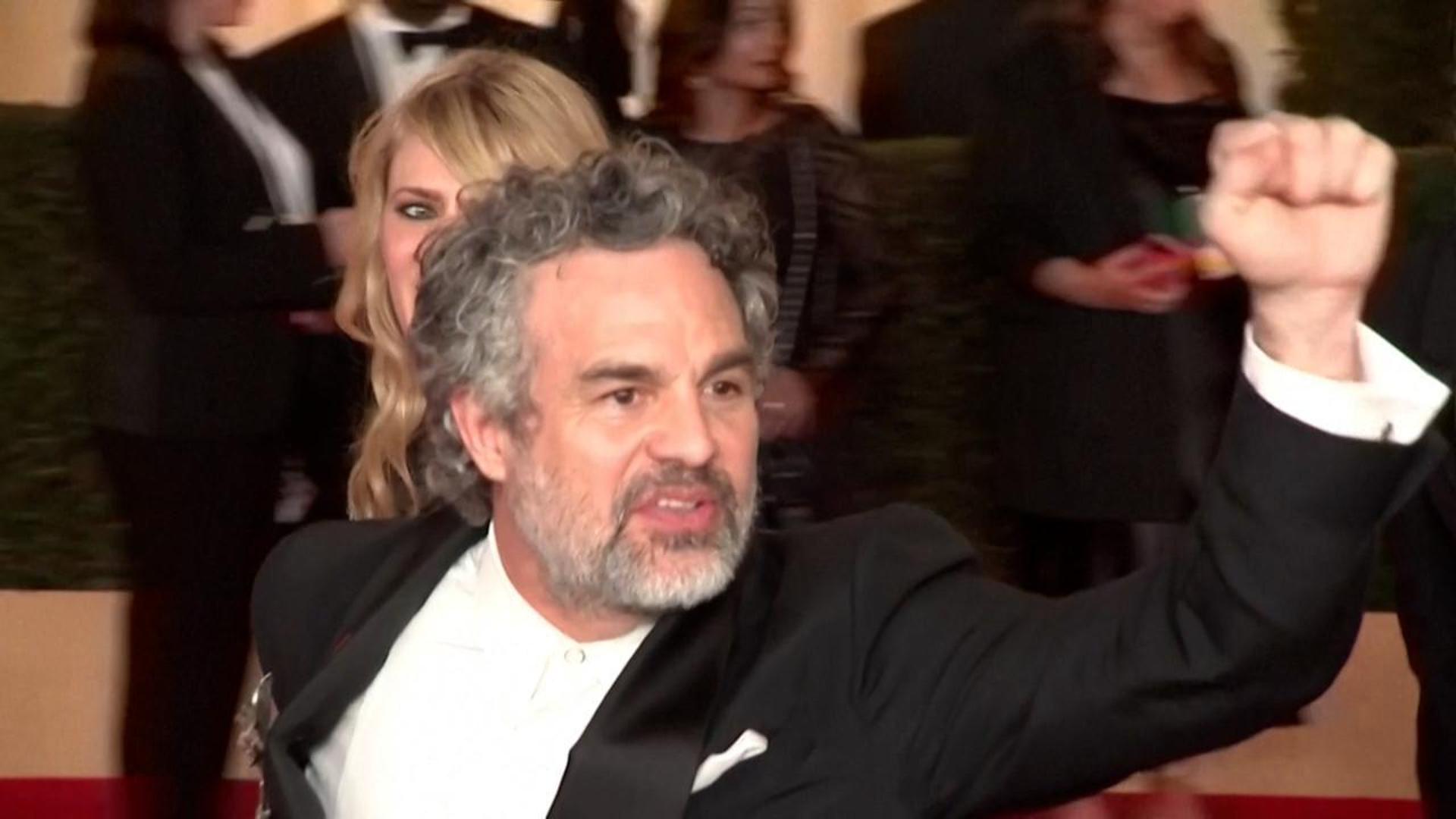 Mark Ruffalo sul red carpet degli Oscar 2024 appoggia la protesta pro ...