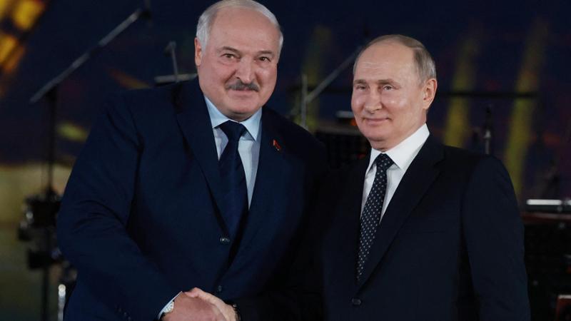 La dissidente bielorussa: “Putin e Lukashenko dittatori patriarcali ...