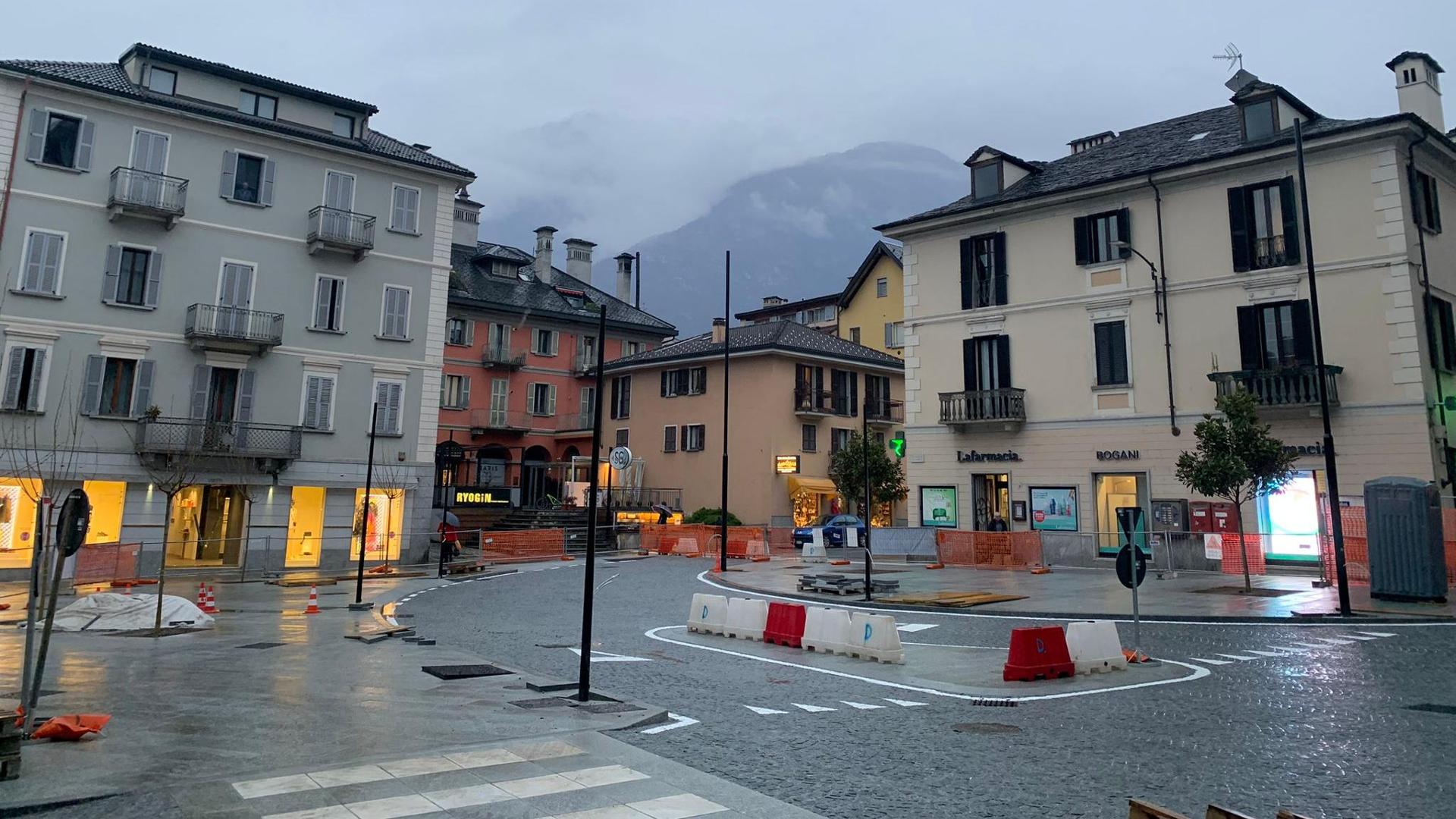 Domodossola, riapre piazza Cavour - La Stampa