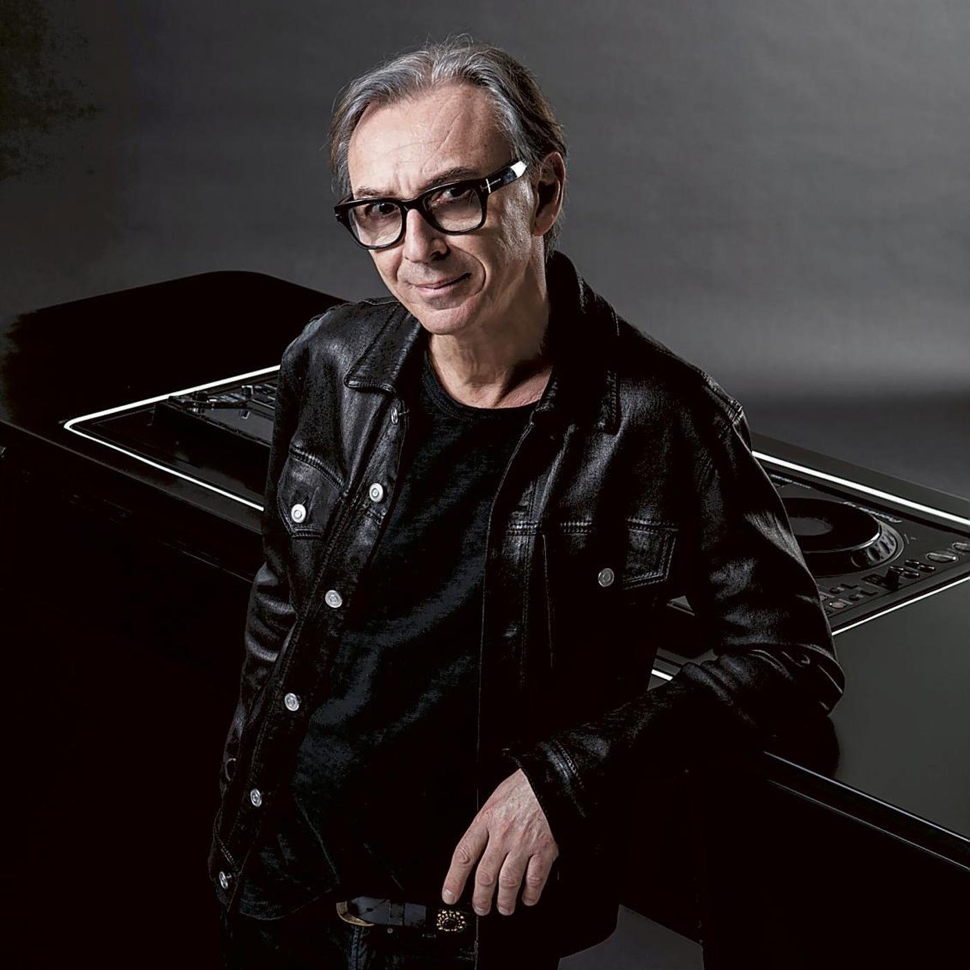 Albertino e i 40 anni di DeejayTime: "La voce non ha età" - La Stampa