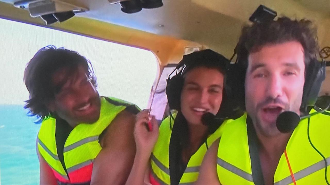 Lo sbarco di Francesca sull'Isola dei Famosi - La Stampa