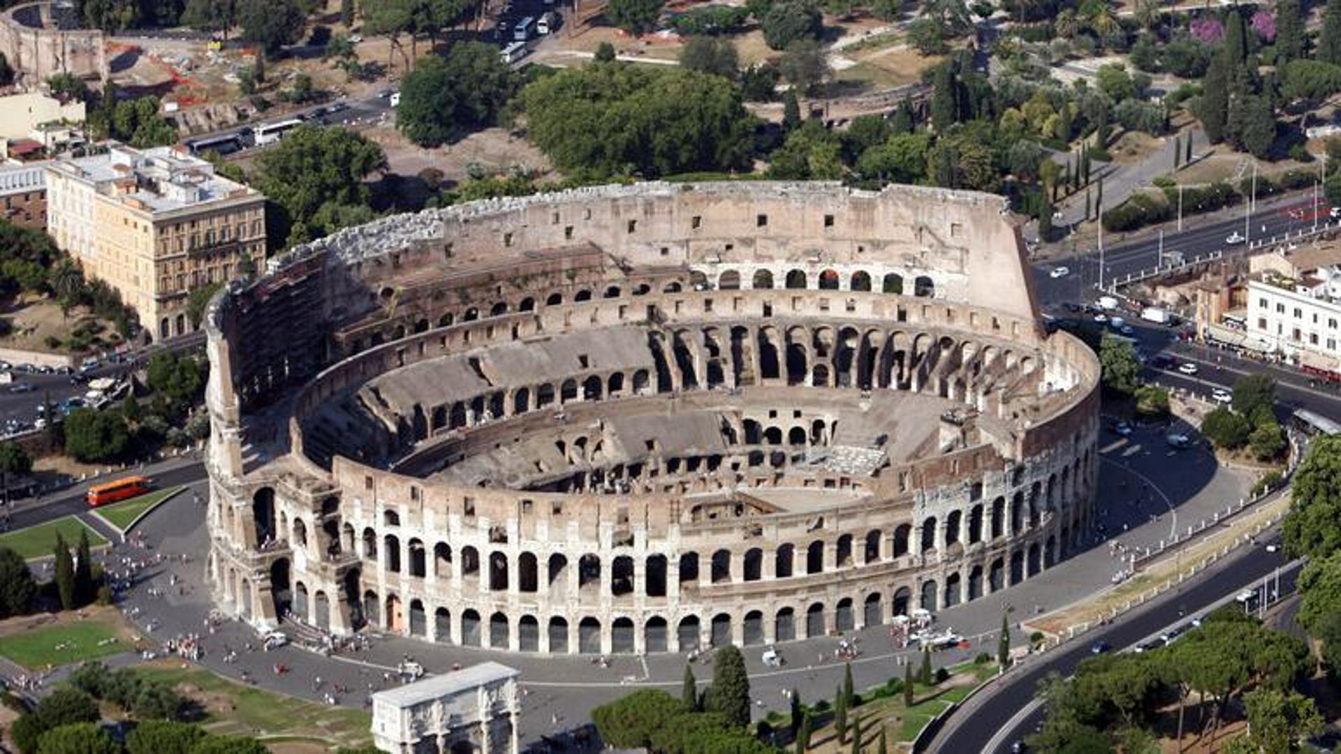 Roma oggi compie 2.777 anni: città in festa e messaggi di auguri, dalla ...