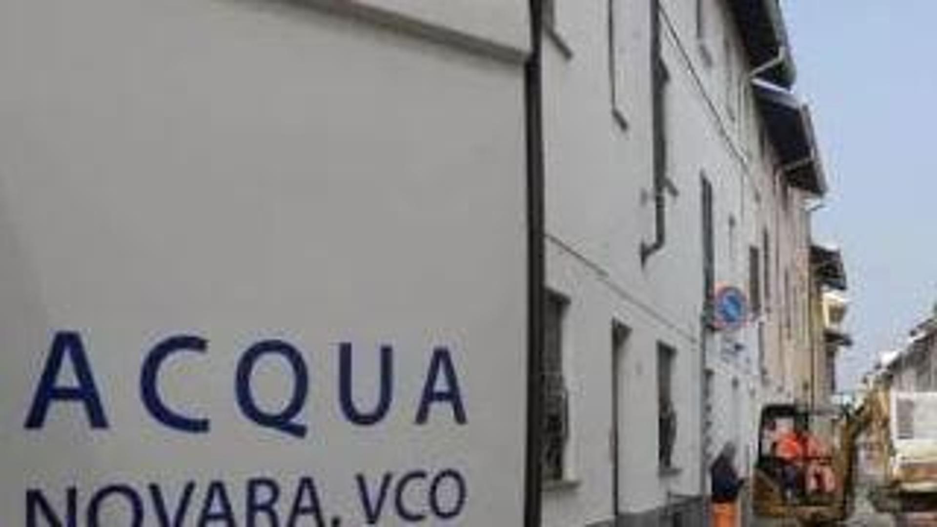“Acqua torbida dai rubinetti”: ora Casaleggio chiede interventi - La Stampa