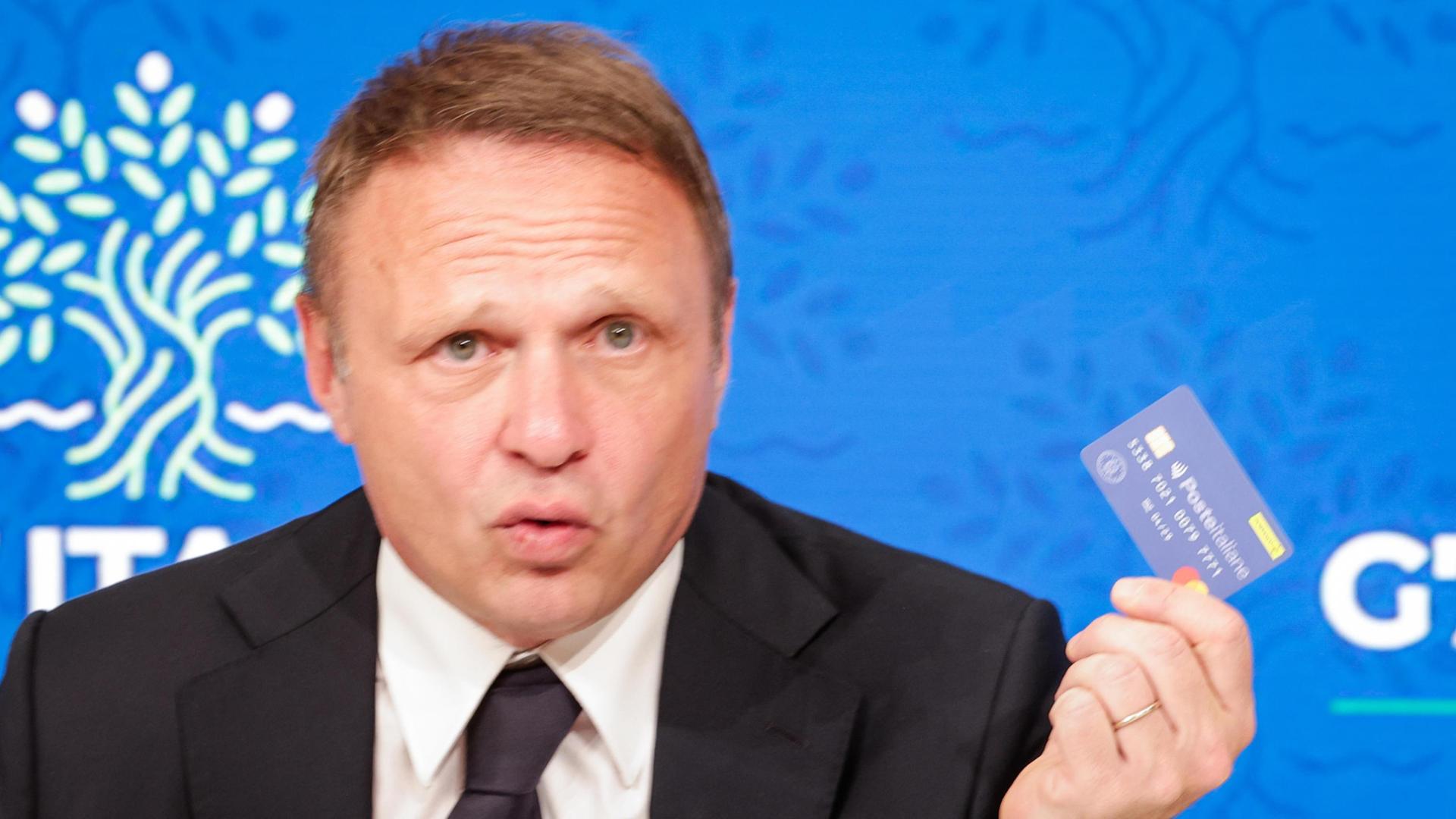 Social card 2024 sale a 500 euro, requisiti per averla e a chi spetta ...