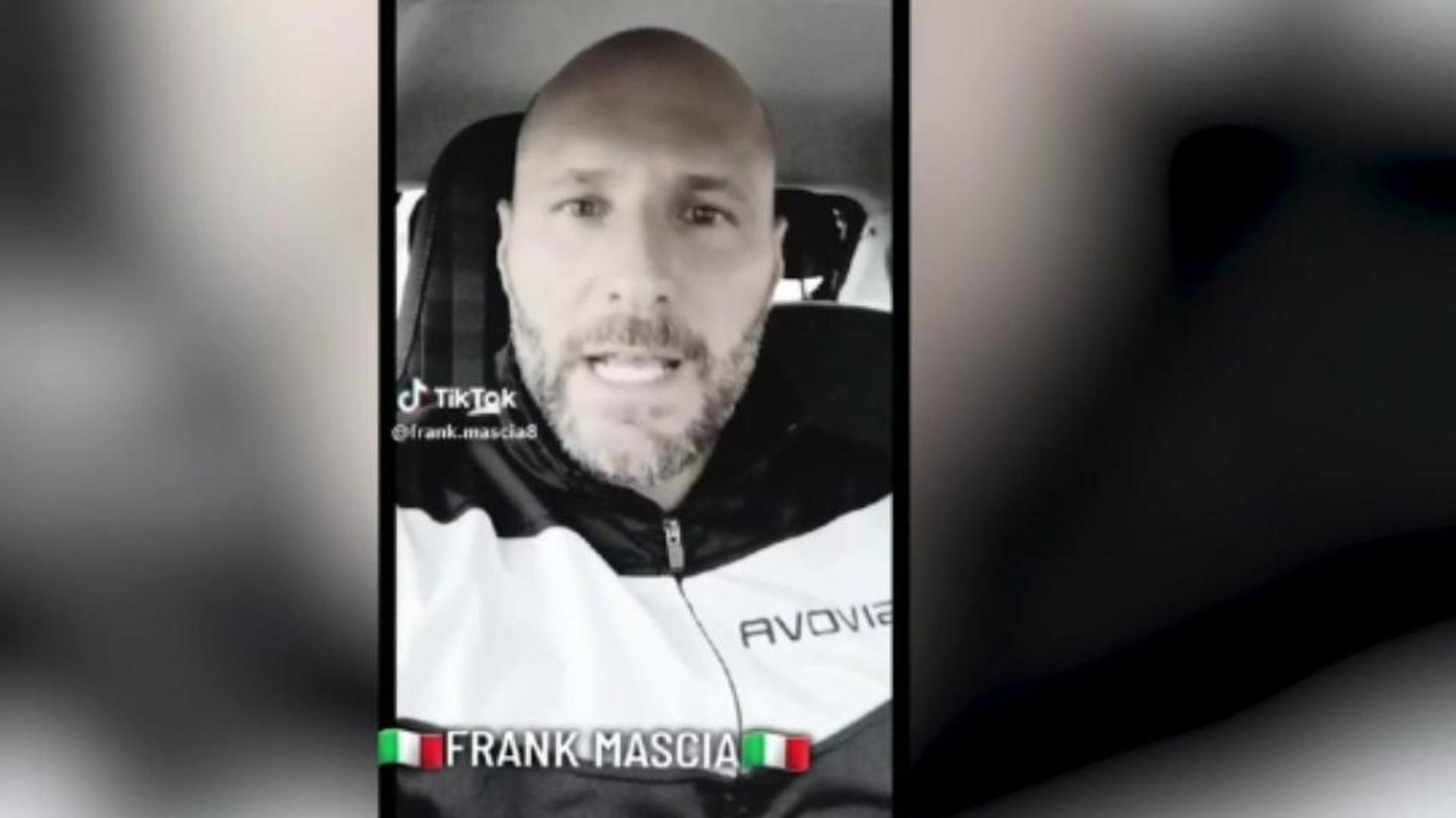 “Il saluto romano lo facciamo e della legge Scelba ce ne freghiamo”, il ...