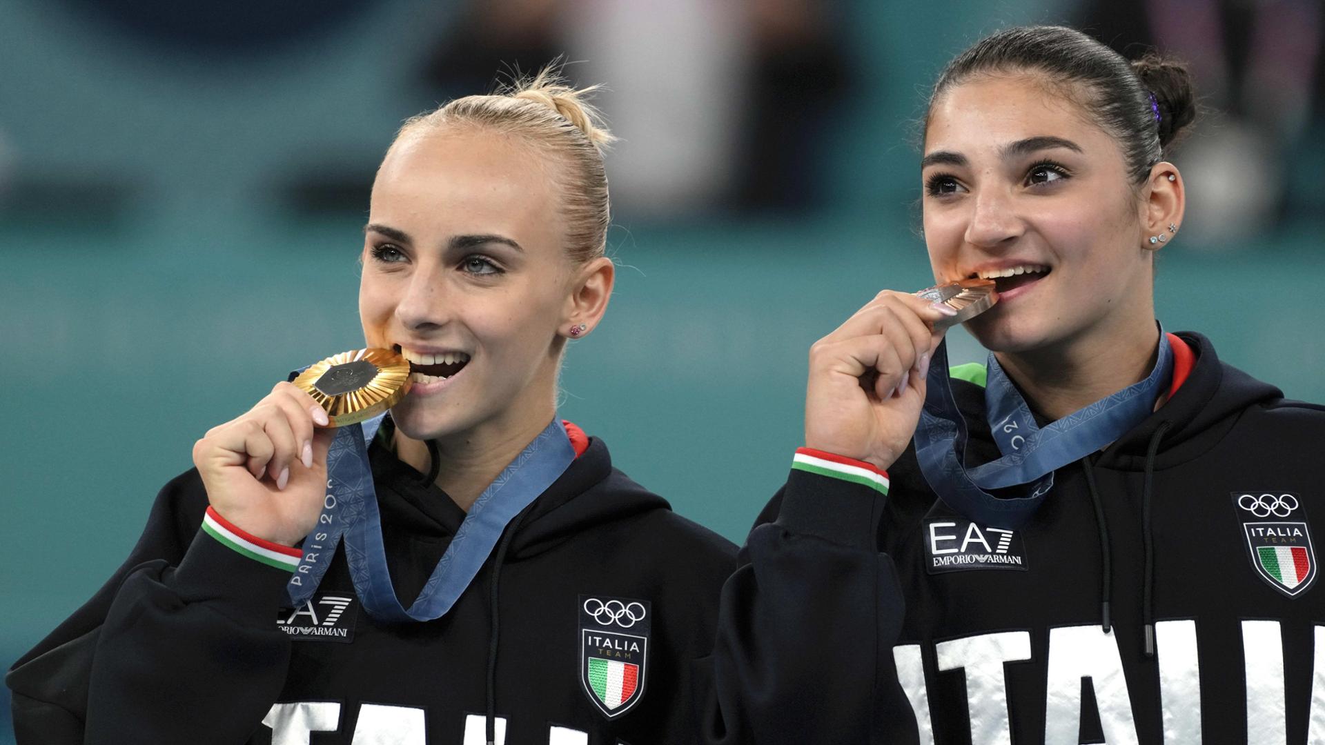 Lo storico doppio podio olimpico delle “Fate” della ginnastica ...