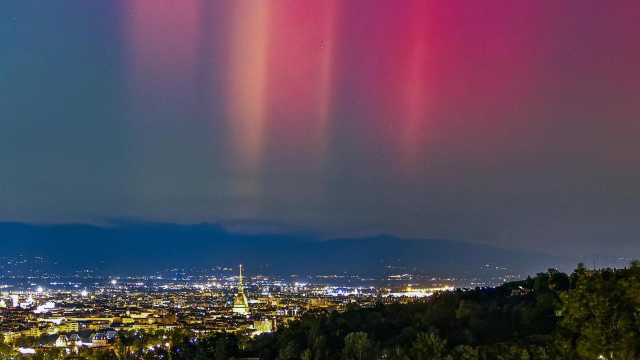 Valerio Minato: “Una fiammata che spacca il cielo, con l’aurora boreale ...
