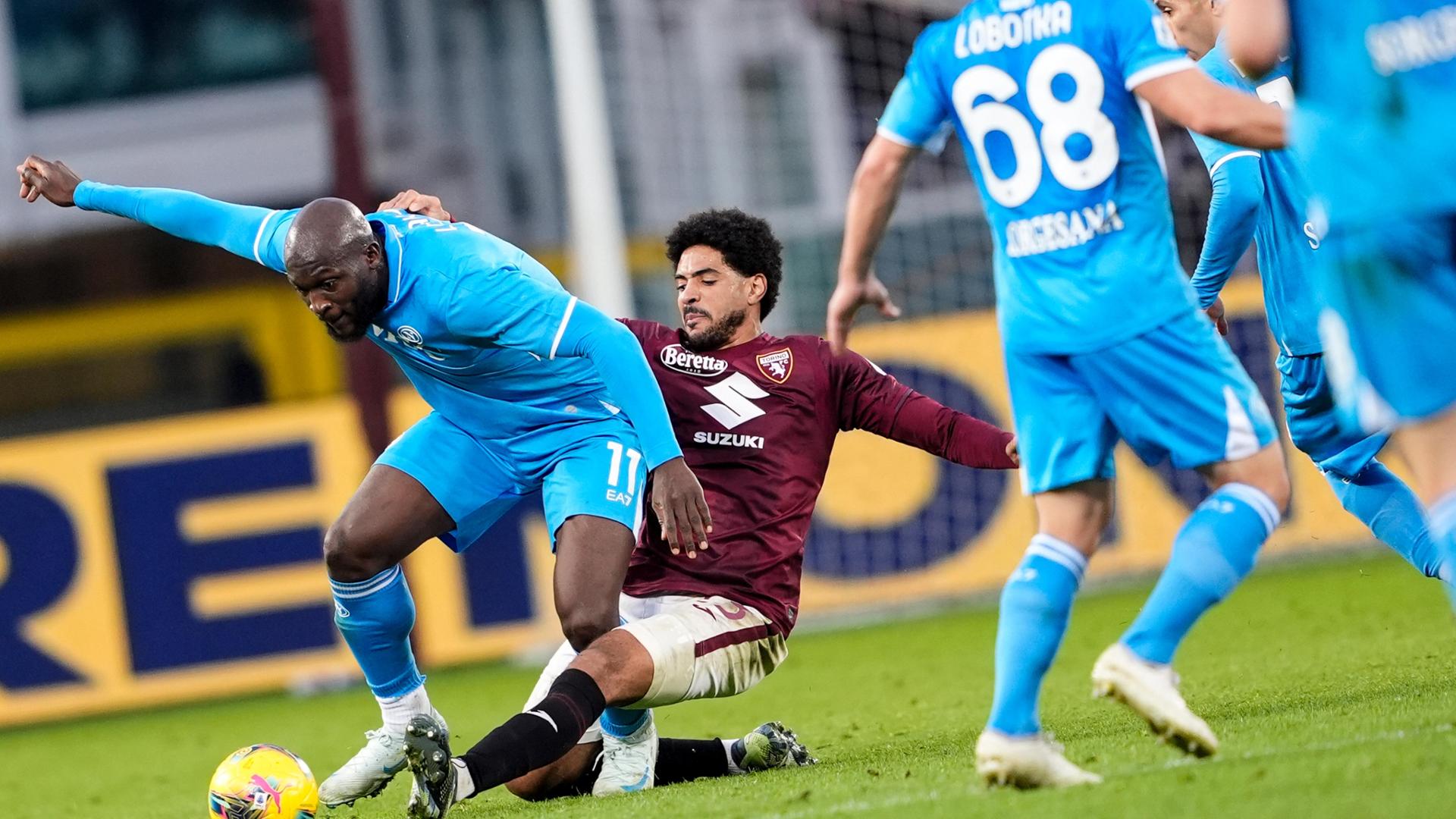 Notte fonda Toro, il Napoli prende i tre punti e allunga da primo in ...