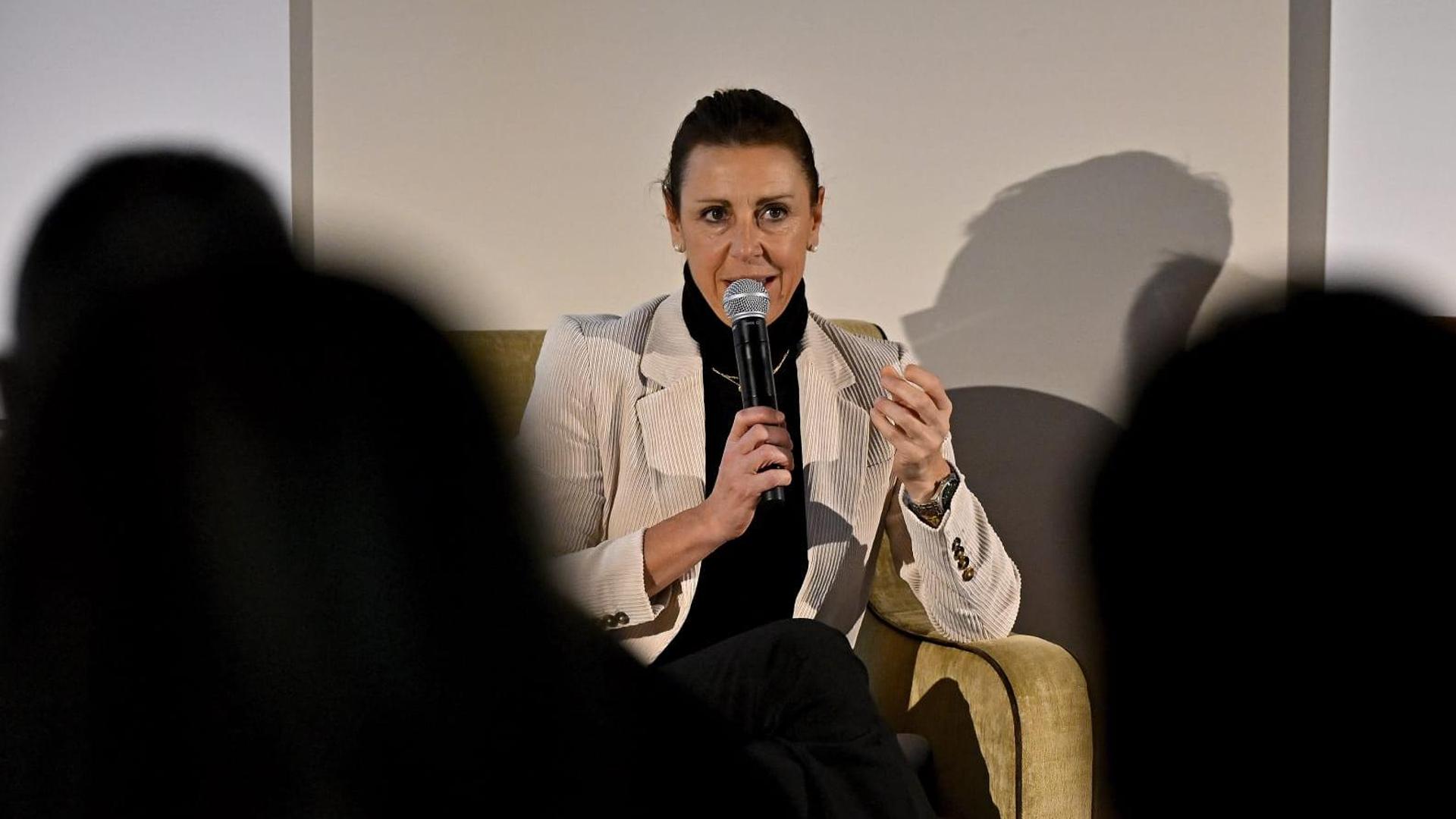Deborah Compagnoni: “Oggi lo sci è troppo caro per famiglie e bambini ...