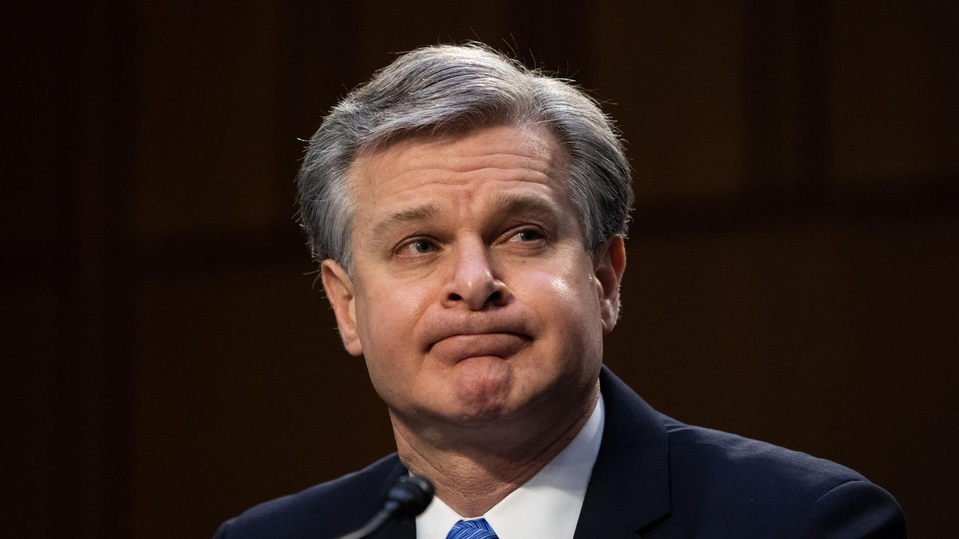 Il capo dell’Fbi si dimette, Trump: “Un grande giorno per l’America ...
