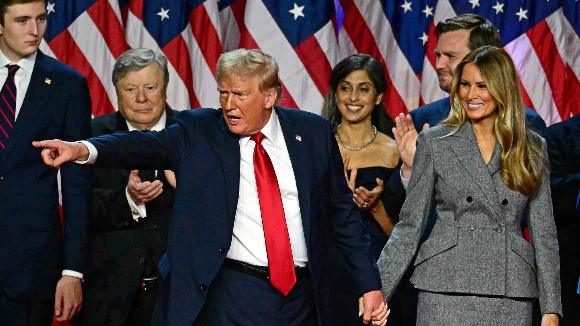 Trump revoca le autorizzazioni di sicurezza a Biden, Harris e Hillary ...