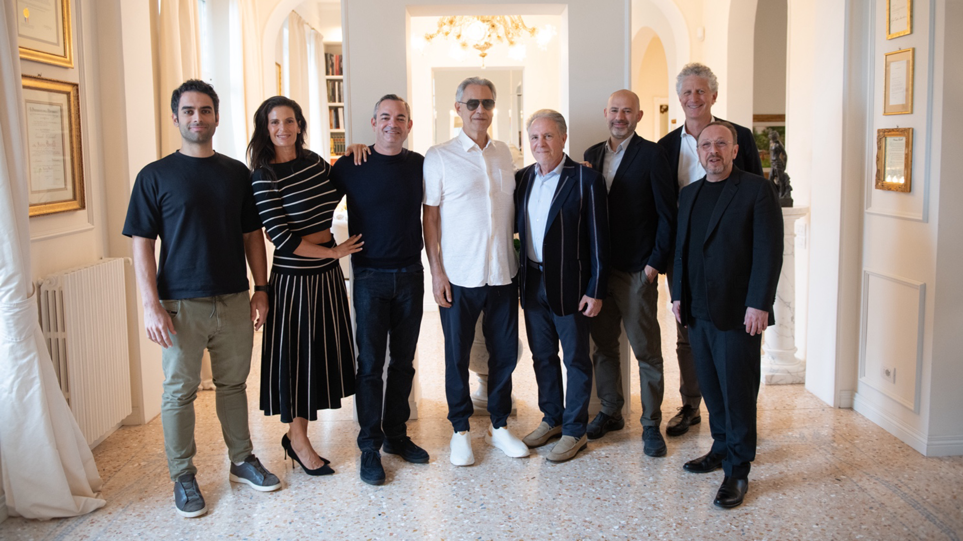 Bocelli firma con Aeg, il colosso della musica dal vivo che organizza ...