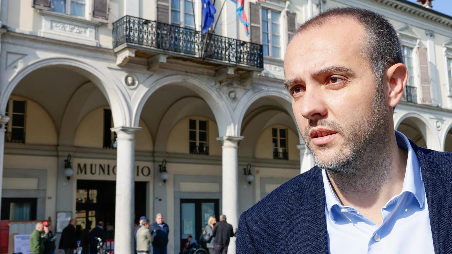Fratelli d’Italia spaccata al congresso, e la maggioranza di Trecate si ...