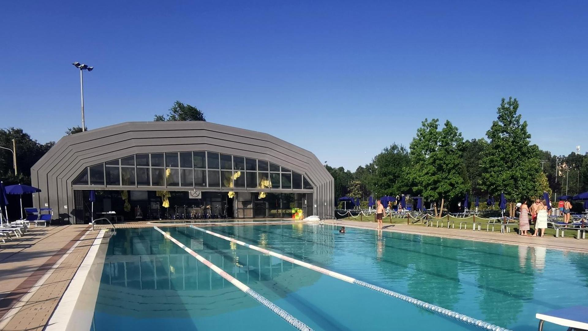 Riapre la piscina di Ovada - La Stampa