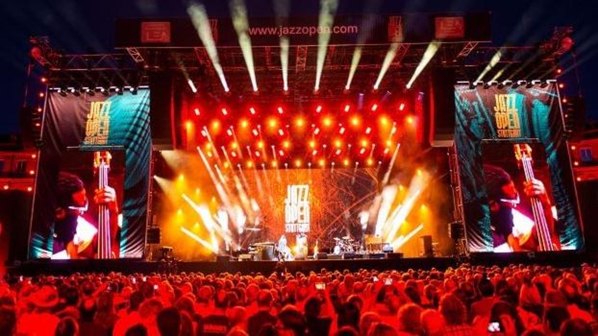 E dopo la vela il Jazz: Ferrari a tutto campo - La Stampa
