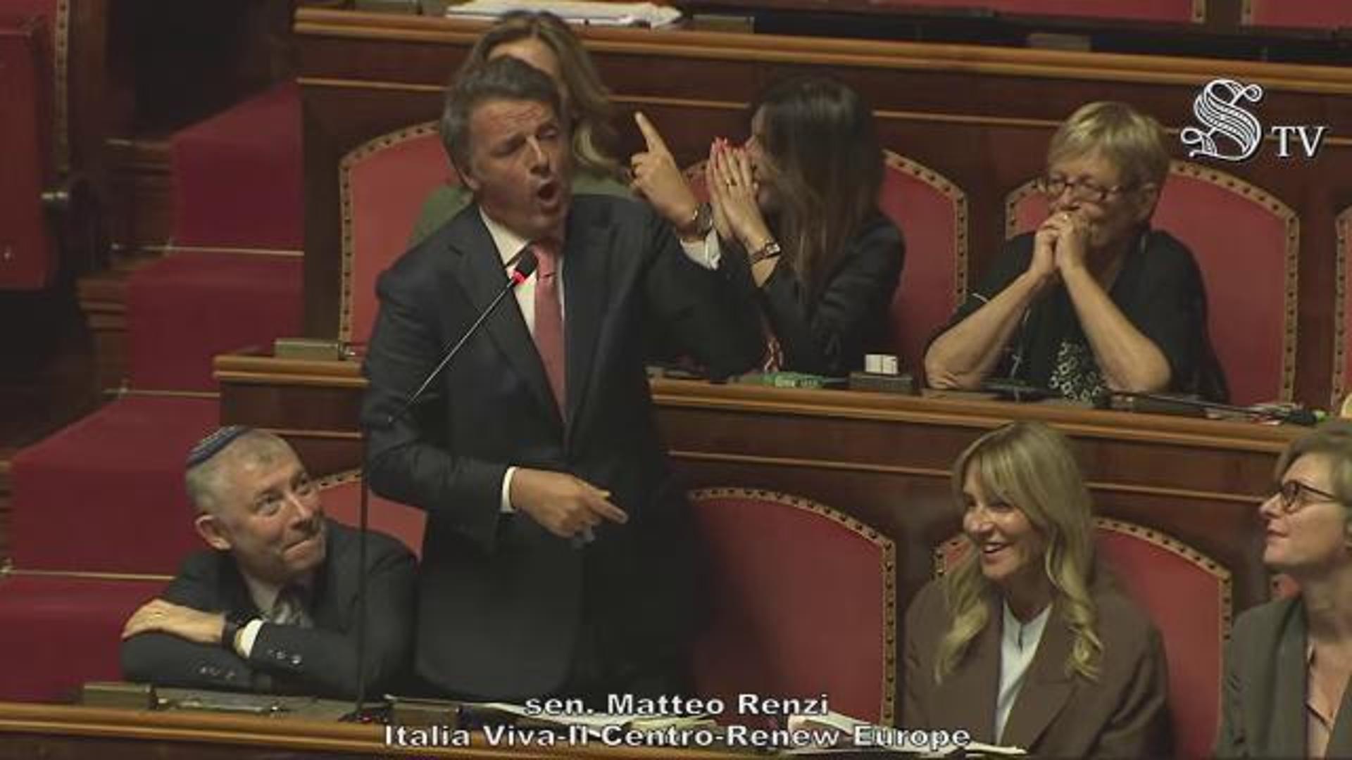 Renzi Contro Giuli Al Senato Cultura Vista Come Mangiatoia Cinecittà