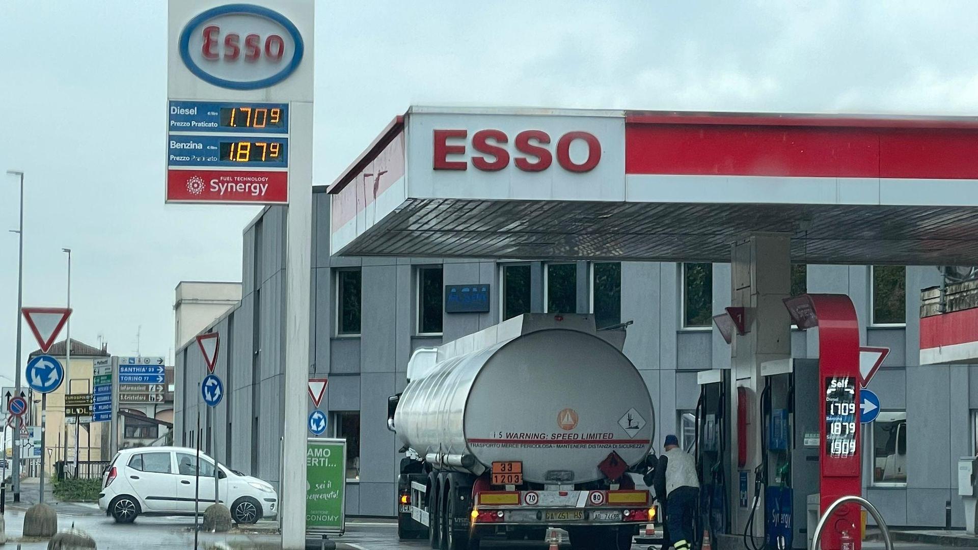 La rete Esso torna sotto controllo italiano: cinque aziende ...