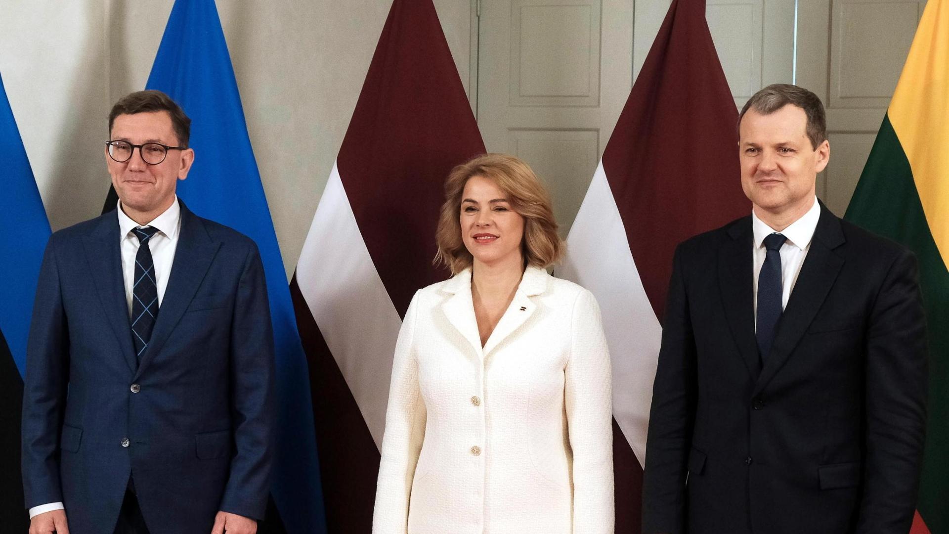 Sabotaggi e spie infiltrate: la paura di Lettonia, Estonia e Lituania ...