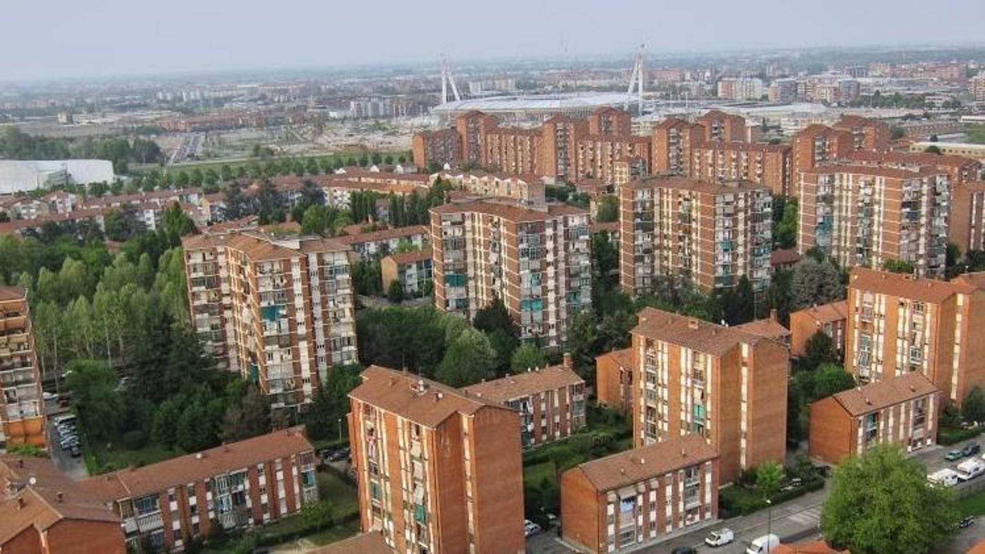 Vallette e Lucento, quartieri di Torino in cerca d’identità: “Appesi ...