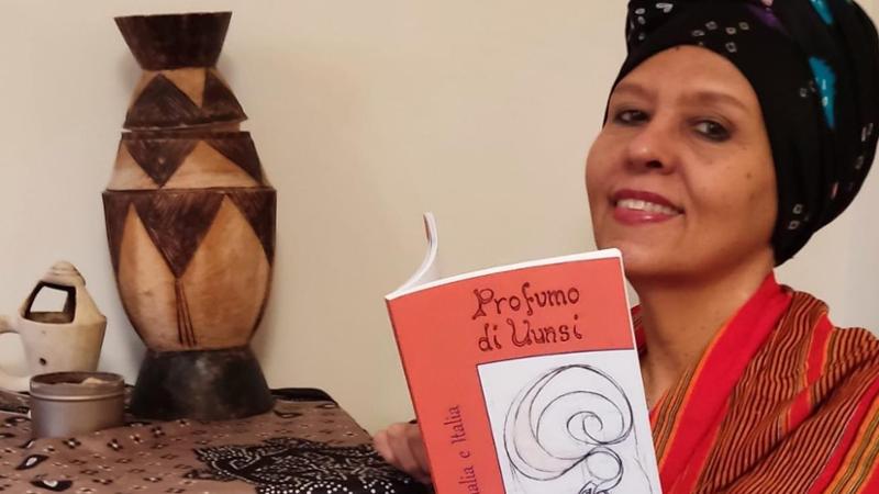 Novara, il ritorno della scrittrice Shirin Ramzanali Fazel - La Stampa