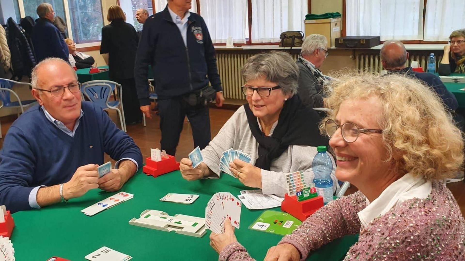 Nell’Astigiano parte il torneo di Bridge - La Stampa