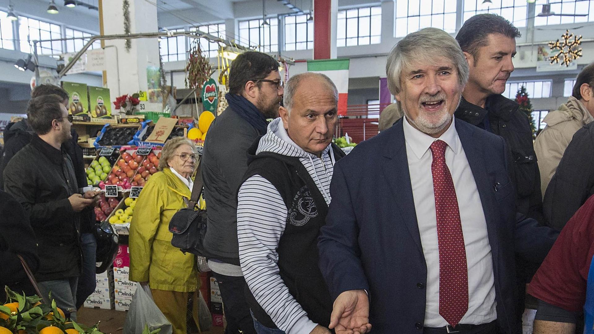 Giuliano Poletti: “Il potere non mi manca, oggi coltivo frutta con mia ...