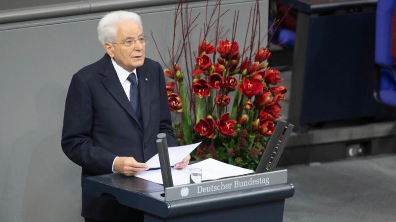Mattarella, un j’accuse contro il riarmo degli autocrati - La Stampa