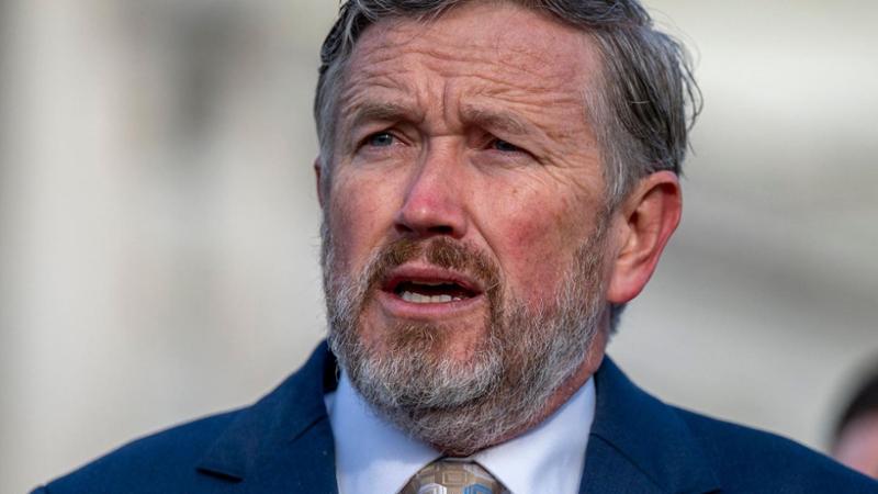 Epstein, Thomas Massie: “Pronto a difendere le vittime. Non temo Trump ...