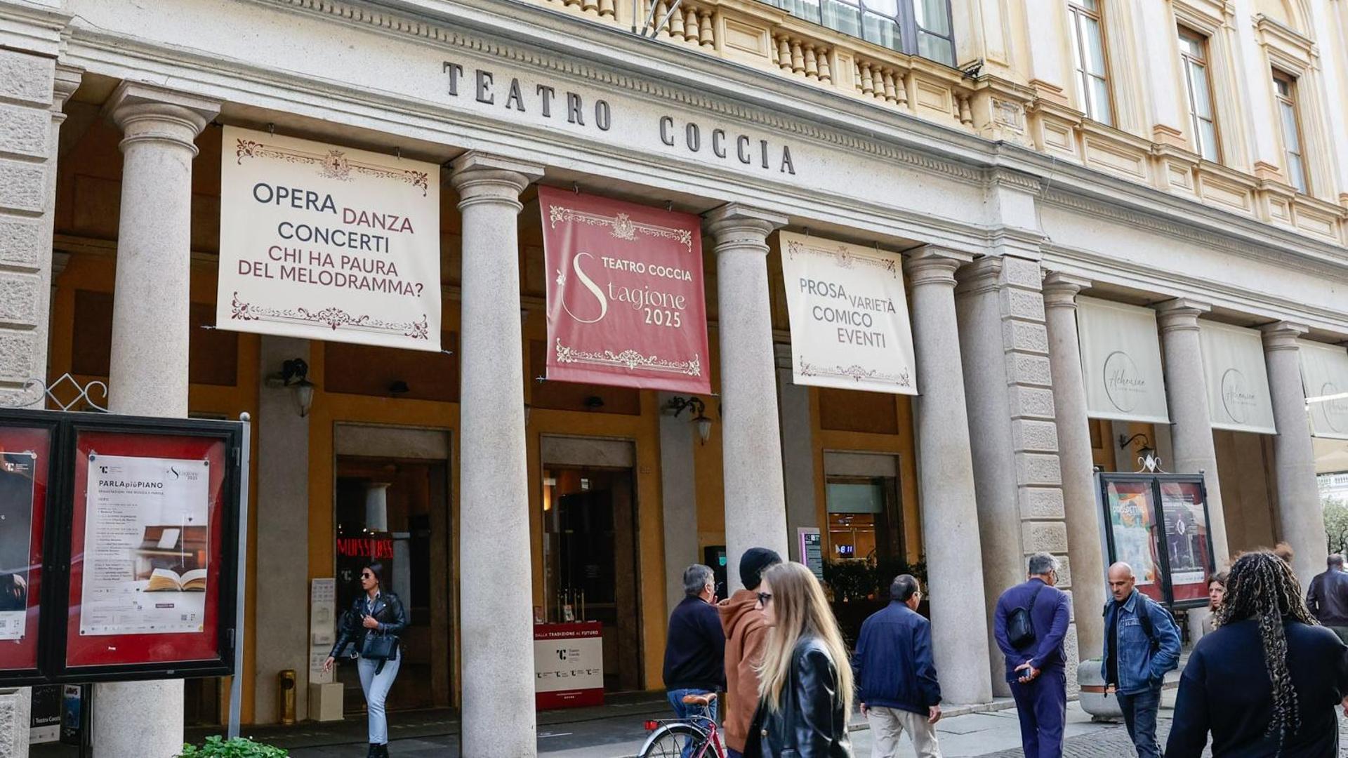 Teatro Coccia Novara, il Comune pressa la Regione per i fondi - La Stampa
