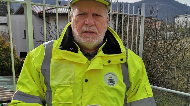 Piero, il nonno vigile che salva un bambino: “L’ho afferrato per la ...