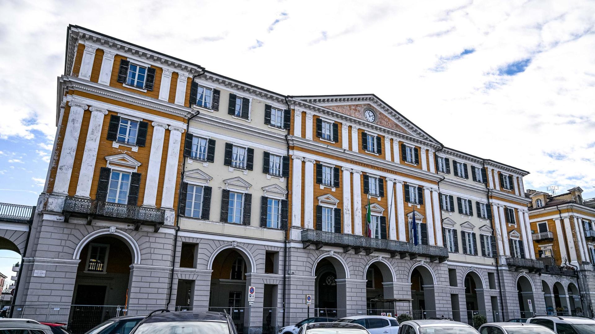 Morto dopo la caduta al centro anziani, la difesa al processo: “Quella ...
