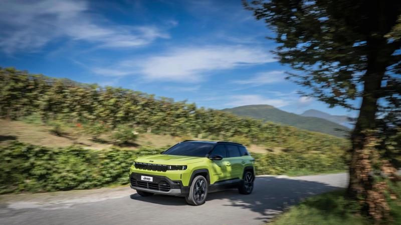 Nuova Jeep Compass, debutto a Milano tra avventura e musica - La Stampa