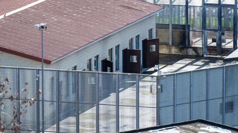 Cpr in Italia: cosa non funziona nei centri di trattenimento migranti ...