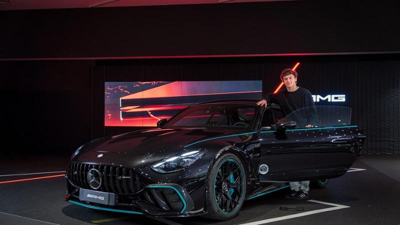 Una Mercedes (molto) speciale per Kimi Antonelli - La Stampa