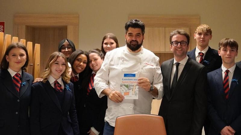 Chef Cannavacciuolo e Studenti del Maggia: Cena di Beneficenza a Stresa ...
