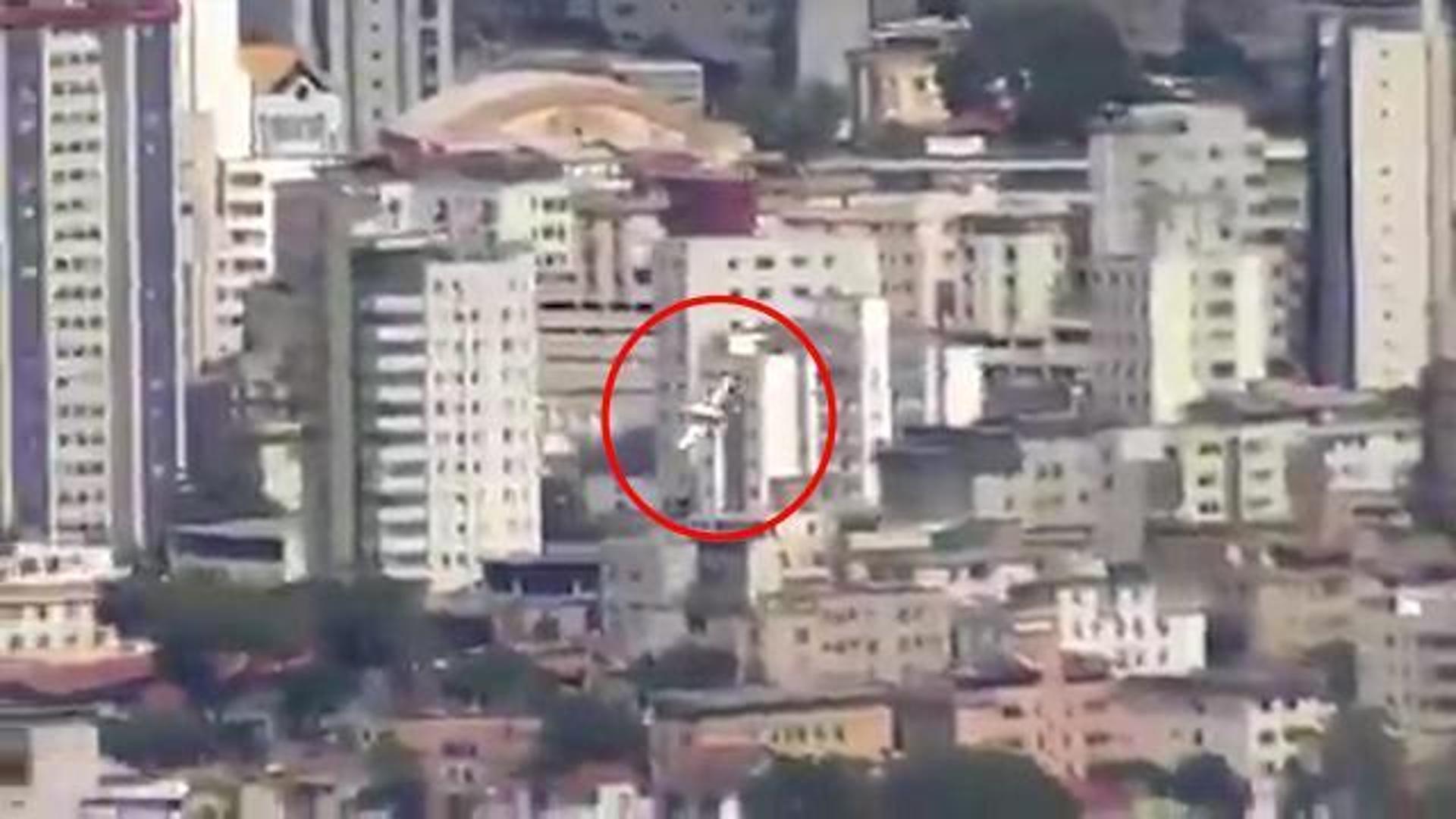 Brasile, aereo si schianta contro un palazzo a Belo Horizonte: il ...
