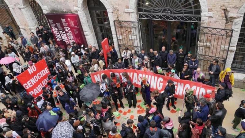 Biennale, chiusi alcuni padiglioni "Lavoratori in sciopero contro il ...