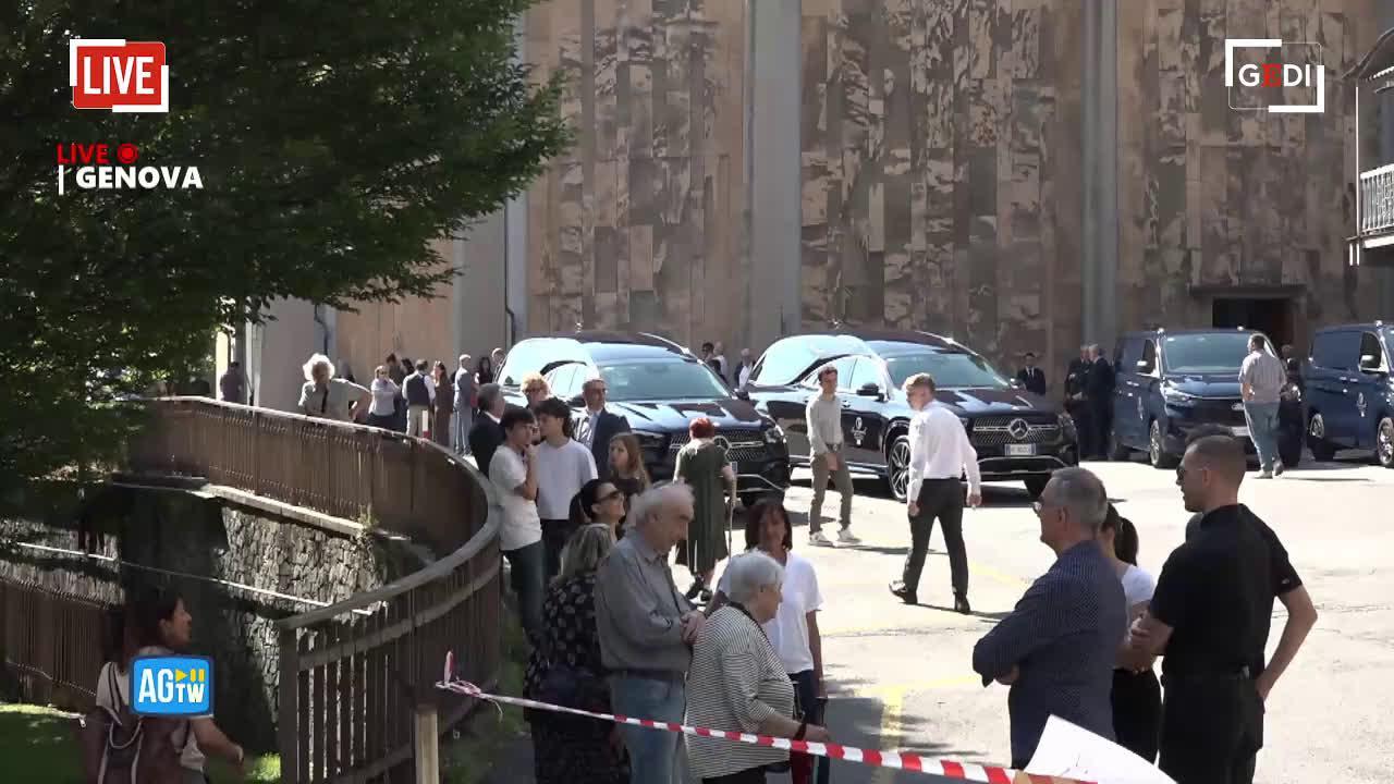 Blitz antidroga e anti armi: a Savona 4 arresti, droga, coltelli e ...