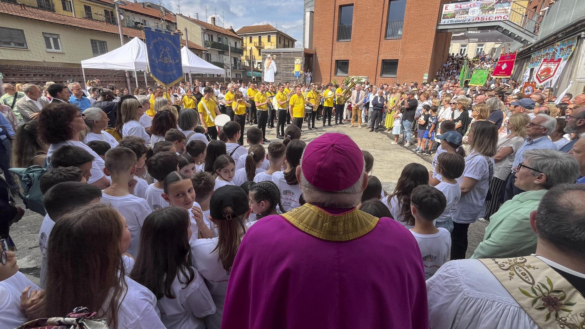 Omegna festeggia il nuovo “cuore” dell’oratorio: “Questo è solo un ...