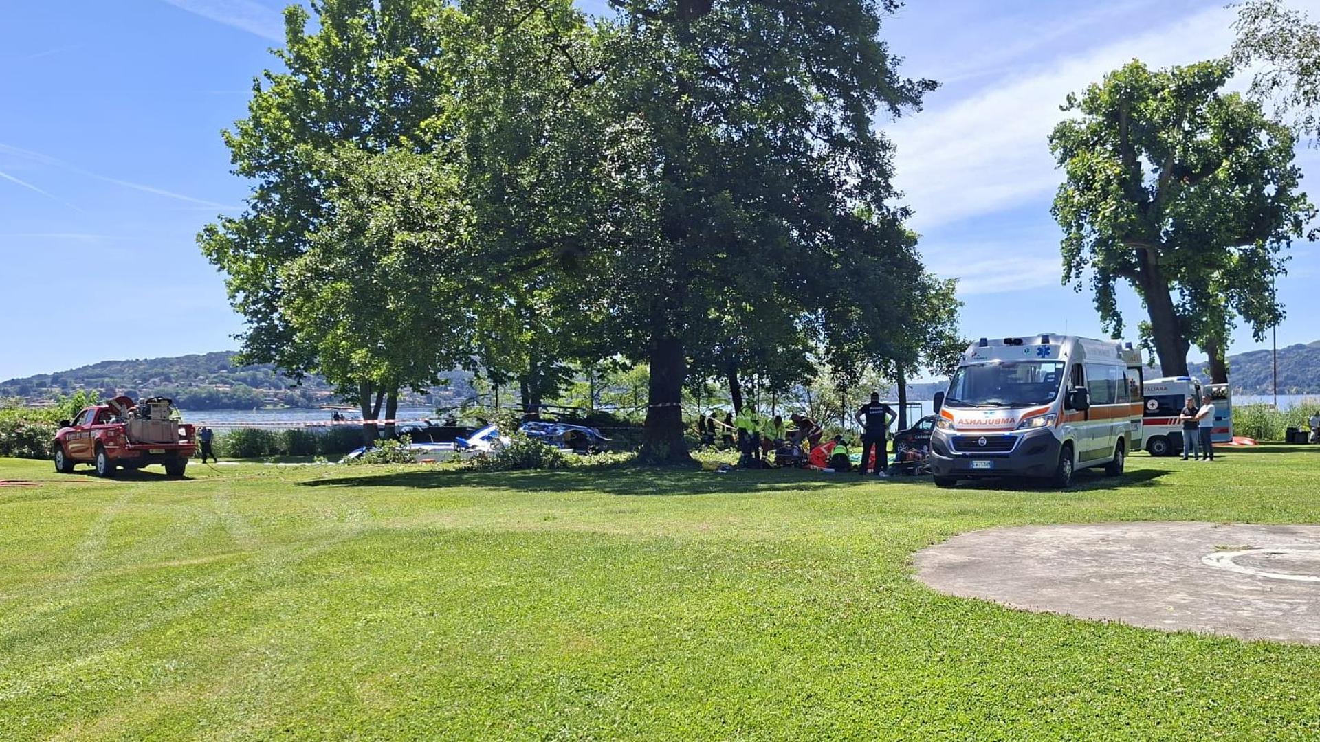 Elicottero precipita a Lesa sul Lago Maggiore: un morto e tre feriti ...