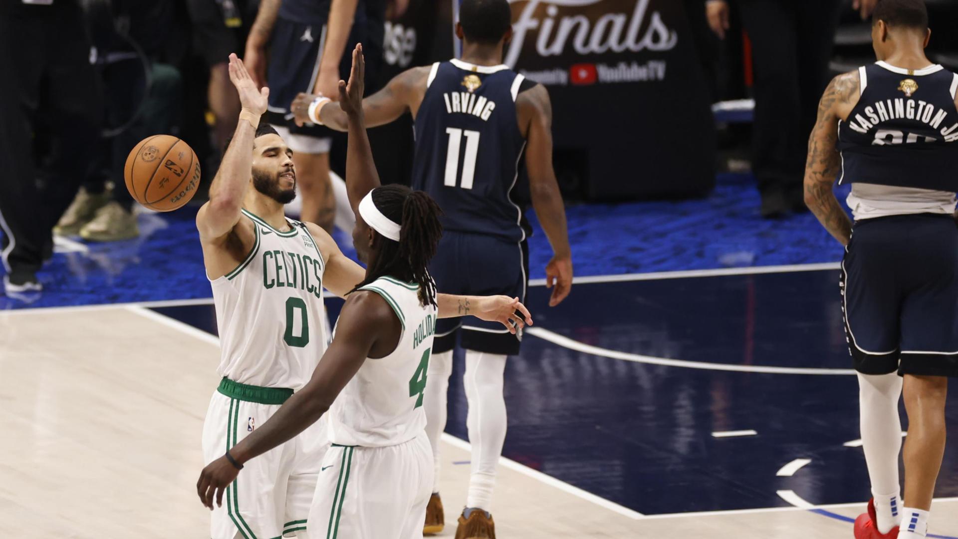 Finale Nba: Boston respinge Dallas, titolo a portata di mano - Il Piccolo